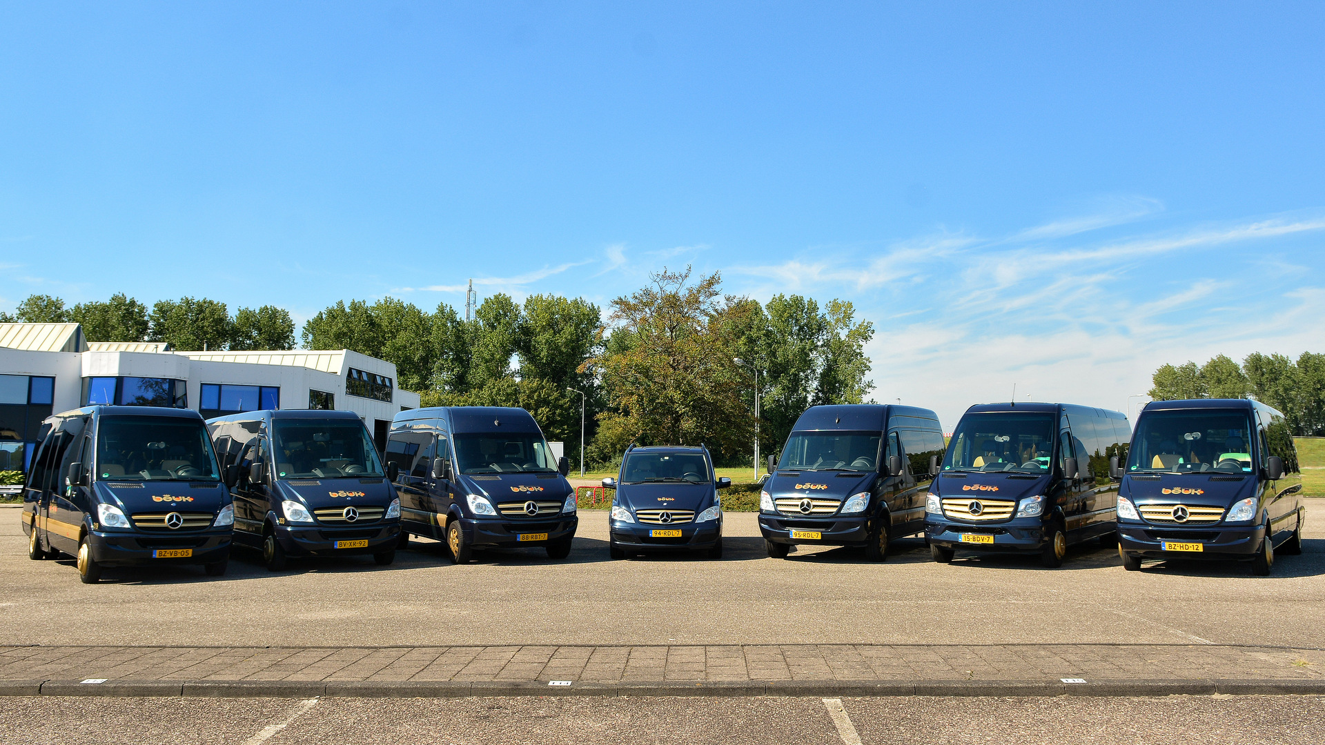 Comfort Class | Mini busje | Koninklijke Beuk