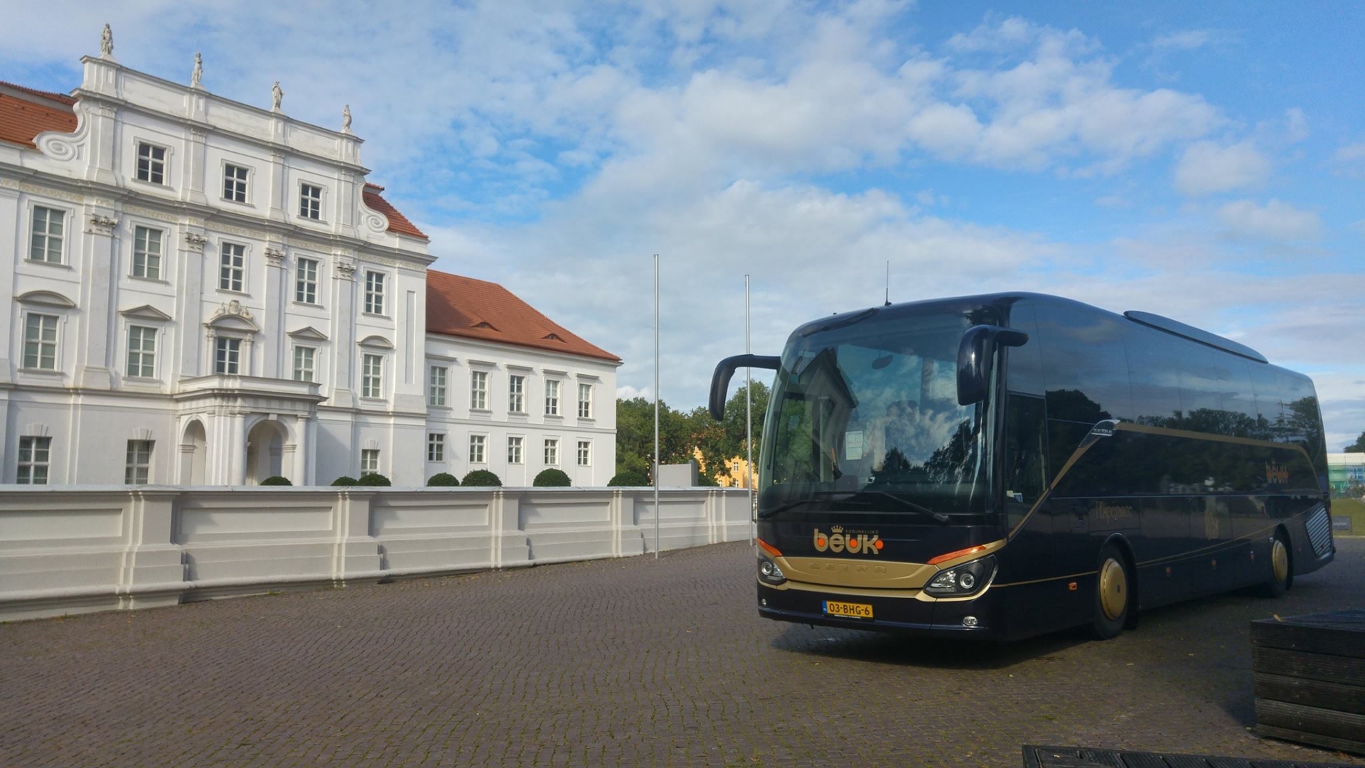 Touringcars | Rondreizen | Koninklijke Beuk